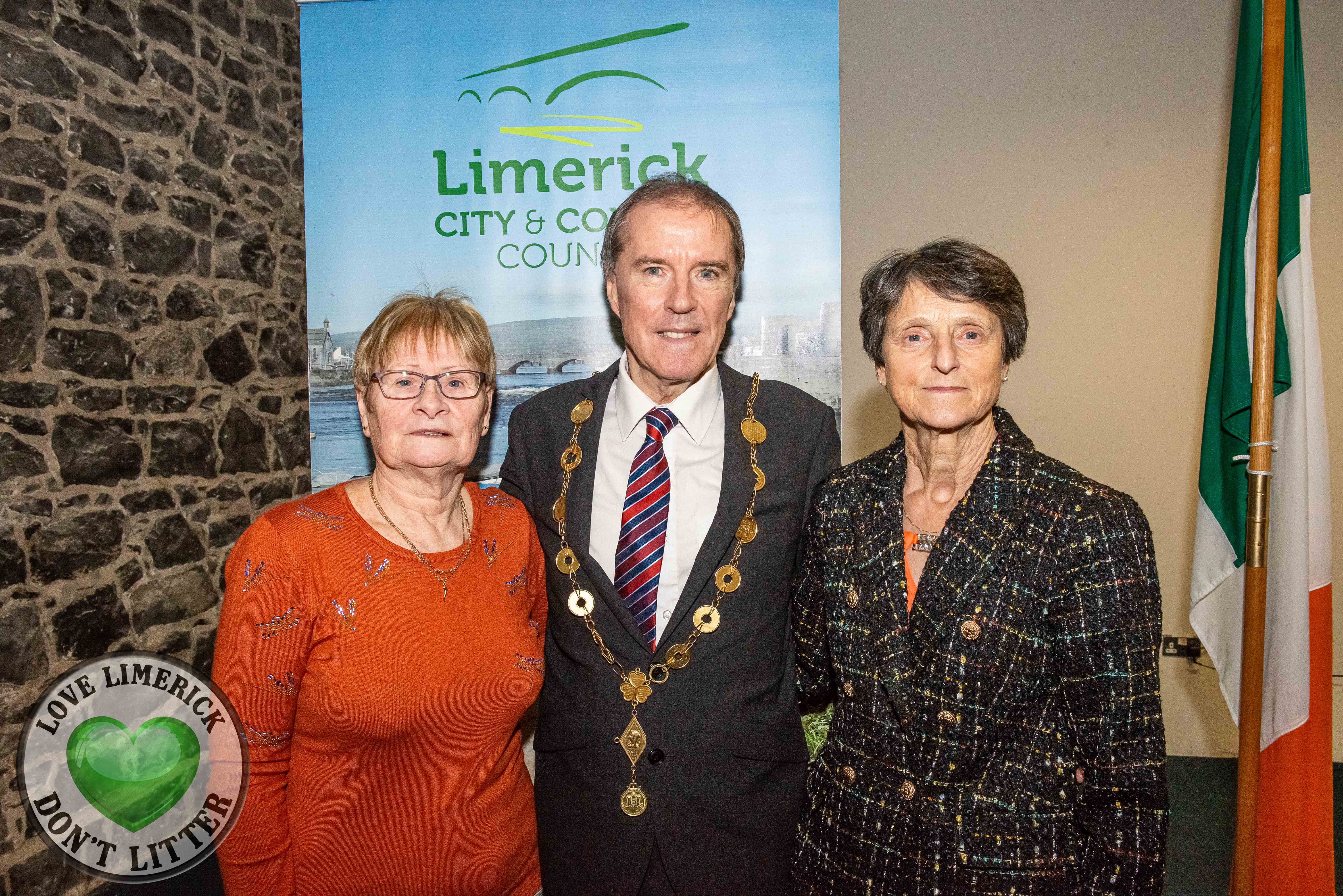 1973 Limerick Ladies Soccer honoured at Civic Reception