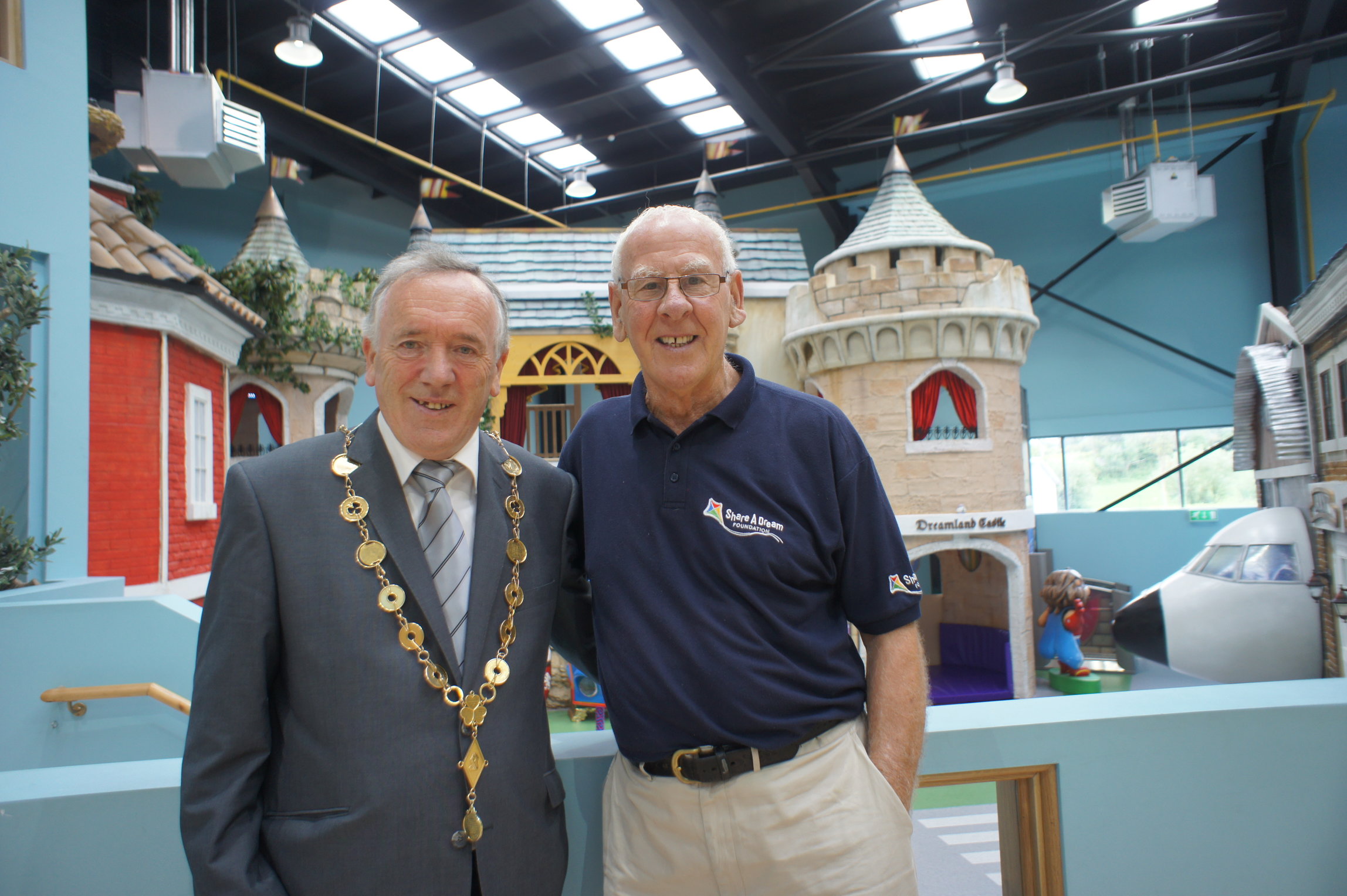 Mayor Keary visits Dreamland