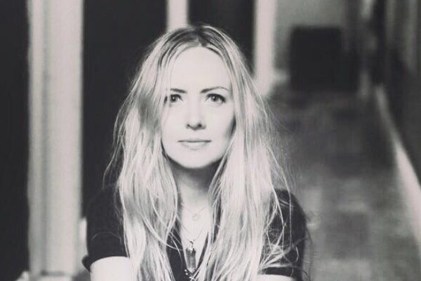 Susie Q debut song aiming to raise awareness of Refugee crisis