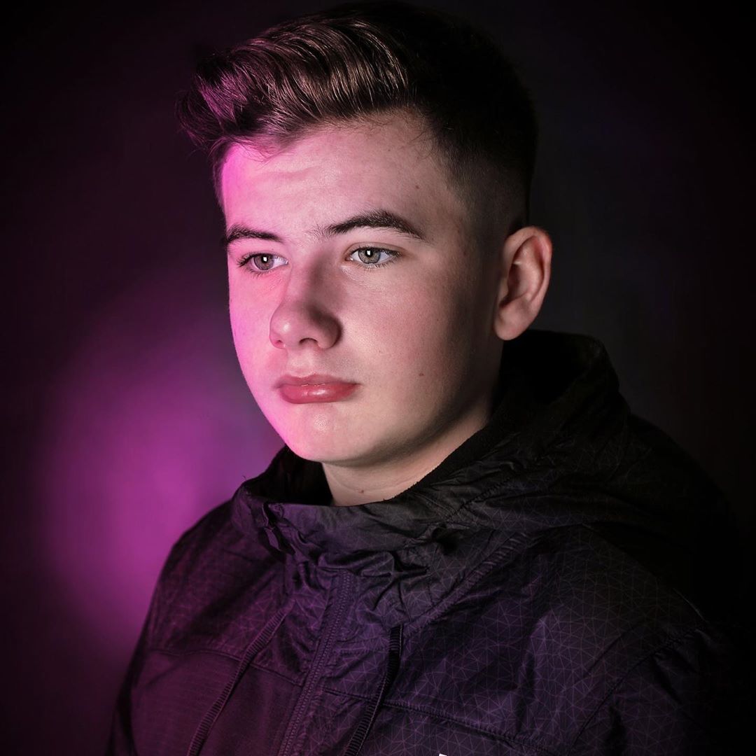 Lee James, the up-and-coming Music Producer and DJ from Limerick