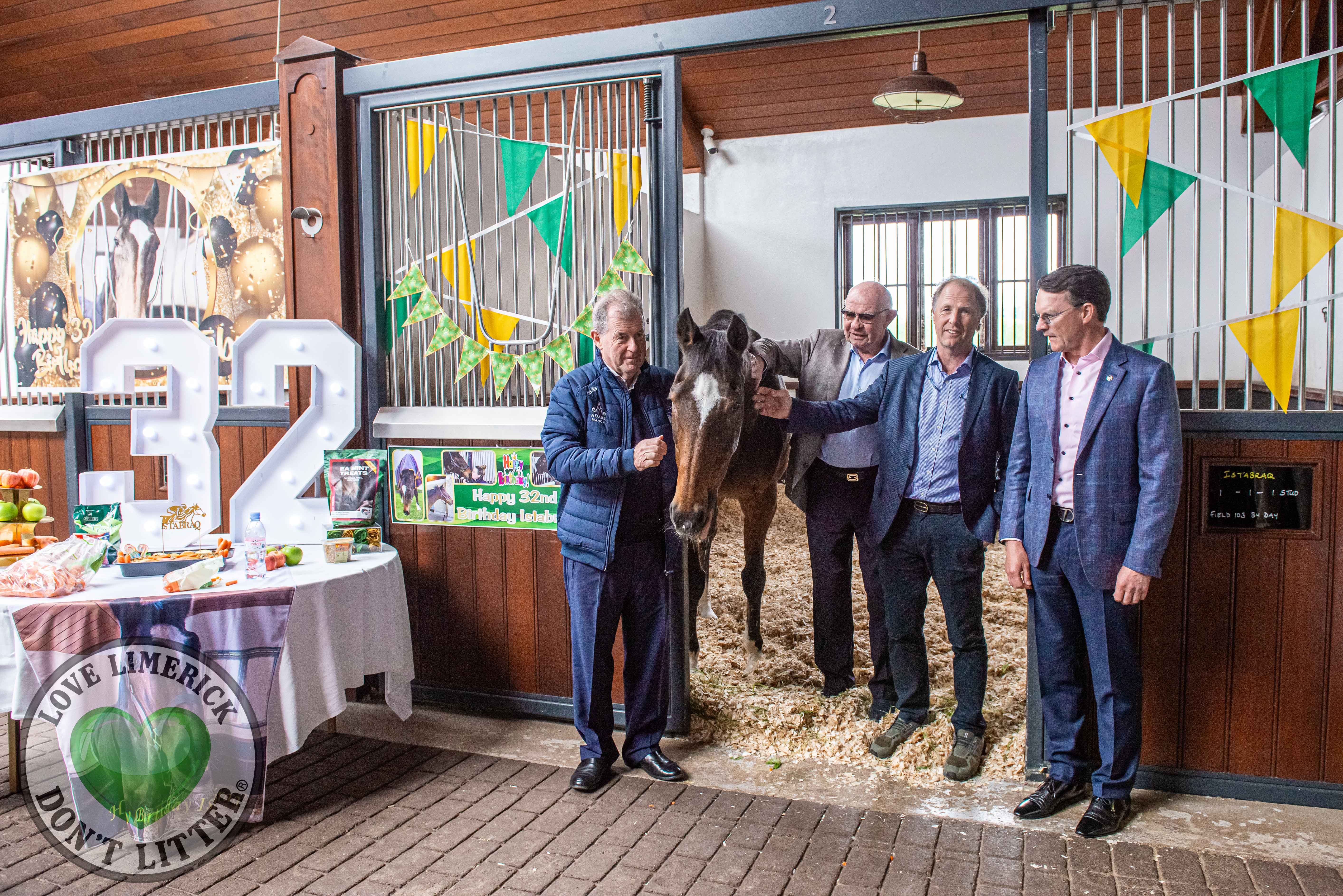 Legendary racehorse Istabraq dies aged 32