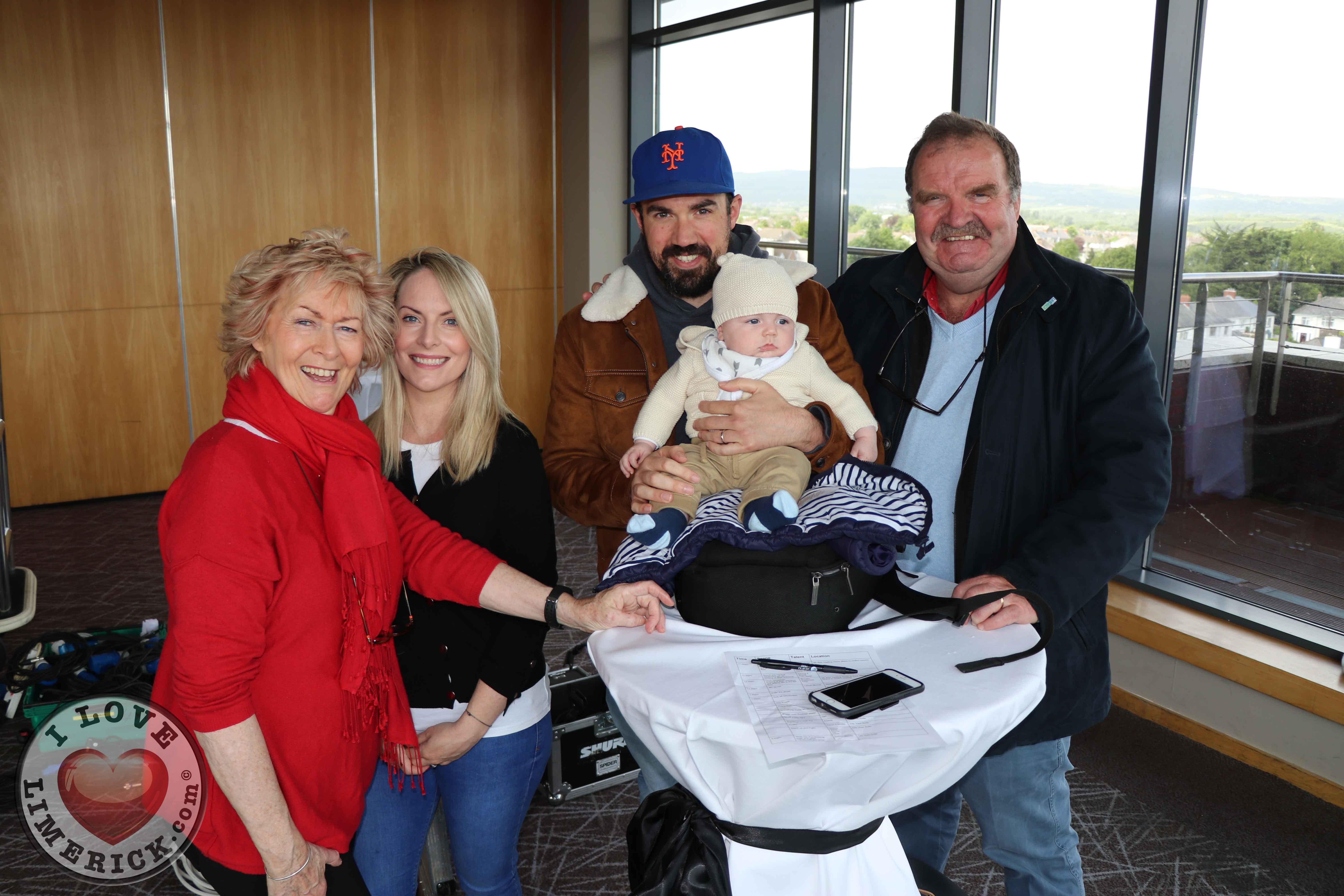 Frontline Heroes honoured in song as Limerick artists fundraise for Pieta